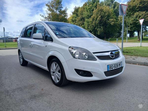 Balts Opel Zafira 2011 Tauragė, ar dzinēja tilpumu 1.69 L un nobraukumu 259 tūkst. km par 2400 €, foto 1 vietnē AUTOMOTO.COM.LV
