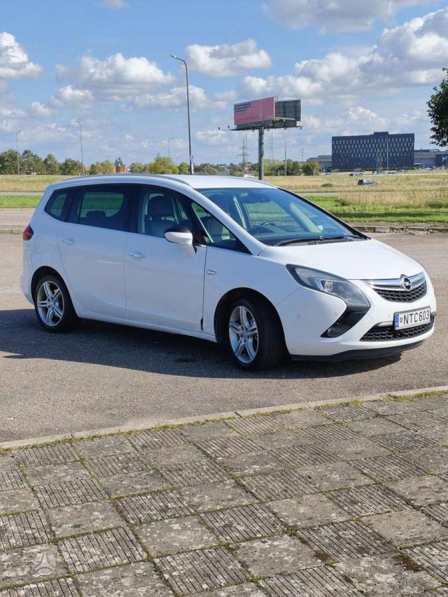 Balts Opel Zafira 2011 Kauņa, ar dzinēja tilpumu 1.96 L un nobraukumu 340 tūkst. km par 2950 €, foto 5 vietnē AUTOMOTO.COM.LV