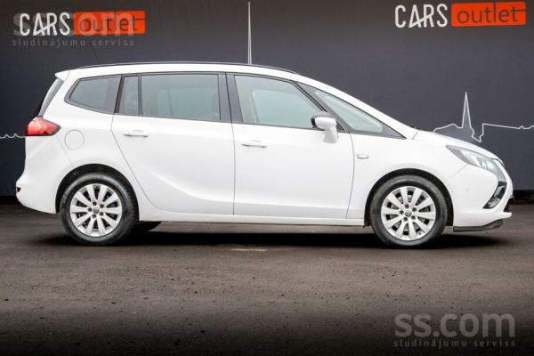 Balts Opel Zafira 2012 Rīga, ar dzinēja tilpumu 2.00 L un nobraukumu 212 tūkst. km par 5990 €, foto 4 vietnē AUTOMOTO.COM.LV