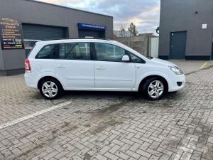 Balts Opel Zafira 2012 Tauragė, ar dzinēja tilpumu 1.60 L un nobraukumu 168 tūkst. km par 2400 €, foto 8 vietnē AUTOMOTO.COM.LV