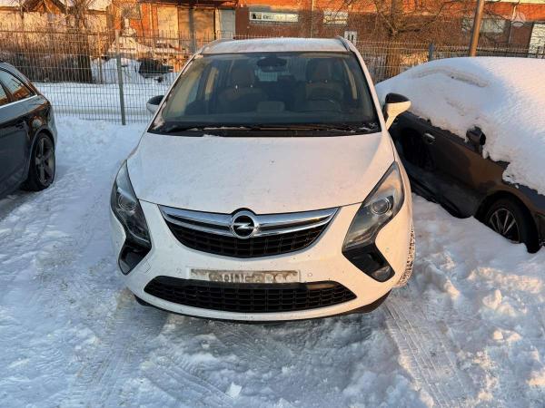 Balts Opel Zafira 2012 Ukmergė, ar dzinēja tilpumu 2.00 L un nobraukumu 280 tūkst. km par 2350 €, foto 3 vietnē AUTOMOTO.COM.LV