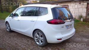 White Opel Zafira 2012 in Jekabpils, with an engine capacity of 2.00 L and mileage of 259 thousand km for 5500 €, photo 5 on AUTOMOTO.COM.LV