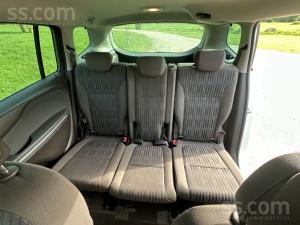 Balts Opel Zafira 2012 Aizkraukle, ar dzinēja tilpumu 2.00 L un nobraukumu 337 tūkst. km par 3900 €, foto 8 vietnē AUTOMOTO.COM.LV