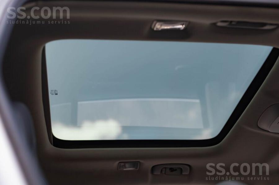 Balts Opel Zafira 2012 Rīga, ar dzinēja tilpumu 2.00 L un nobraukumu 198 tūkst. km par 5990 €, foto 29 vietnē AUTOMOTO.COM.LV