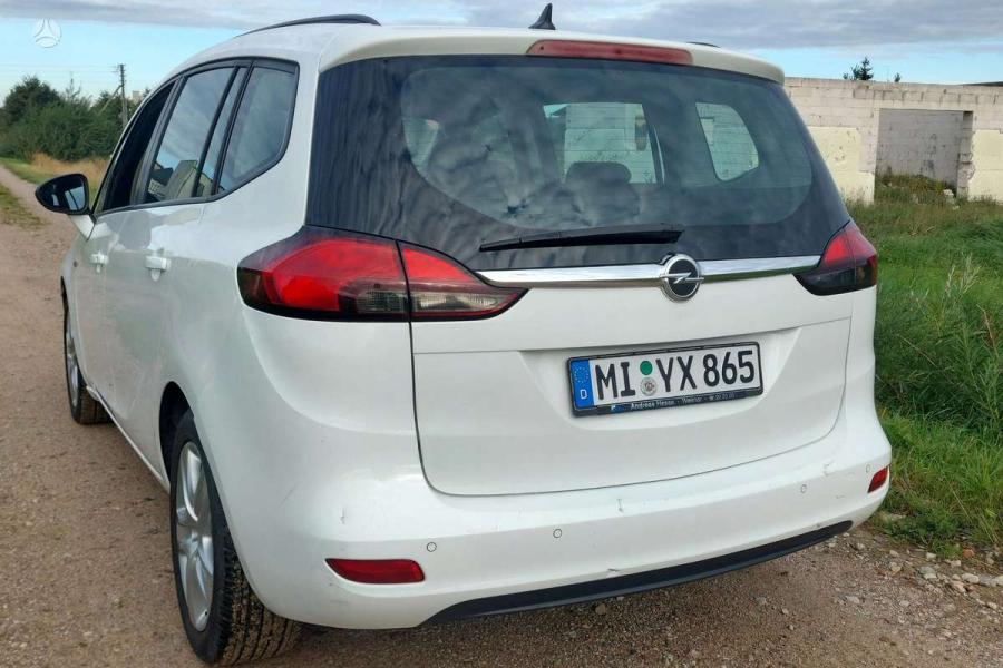 Balts Opel Zafira 2012 Marijampole, ar dzinēja tilpumu 2.00 L un nobraukumu 222 tūkst. km par 3350 €, foto 4 vietnē AUTOMOTO.COM.LV