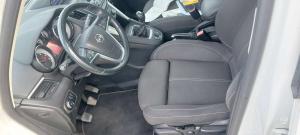 Balts Opel Zafira 2012 Marijampole, ar dzinēja tilpumu 2.00 L un nobraukumu 222 tūkst. km par 3350 €, foto 11 vietnē AUTOMOTO.COM.LV