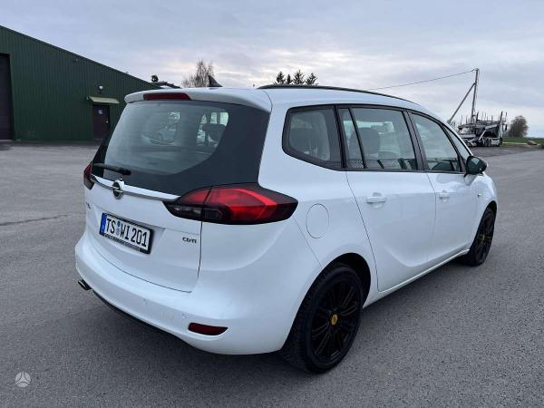 Balts Opel Zafira 2013 Panevēža, ar dzinēja tilpumu 2.00 L un nobraukumu 243 tūkst. km par 4500 €, foto 4 vietnē AUTOMOTO.COM.LV
