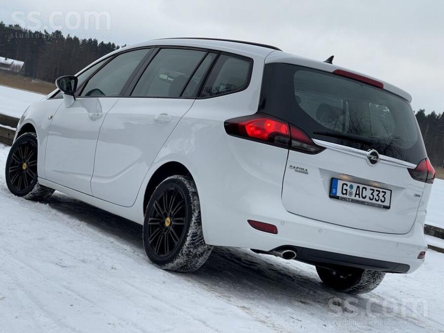 Balts Opel Zafira 2013 Jūrmala, ar dzinēja tilpumu 2.00 L un nobraukumu 0 tūkst. km par 5450 €, foto 2 vietnē AUTOMOTO.COM.LV