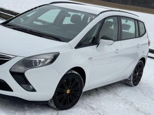 Balts Opel Zafira 2013 Jūrmala, ar dzinēja tilpumu 2.00 L un nobraukumu 0 tūkst. km par 5450 €, foto 5 vietnē AUTOMOTO.COM.LV