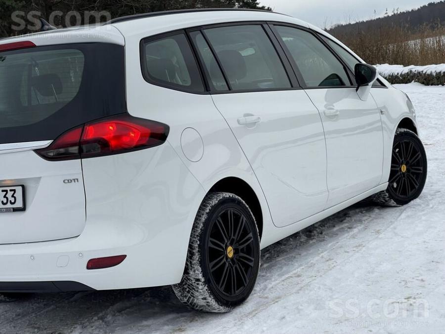 Balts Opel Zafira 2013 Jūrmala, ar dzinēja tilpumu 2.00 L un nobraukumu 0 tūkst. km par 5450 €, foto 19 vietnē AUTOMOTO.COM.LV
