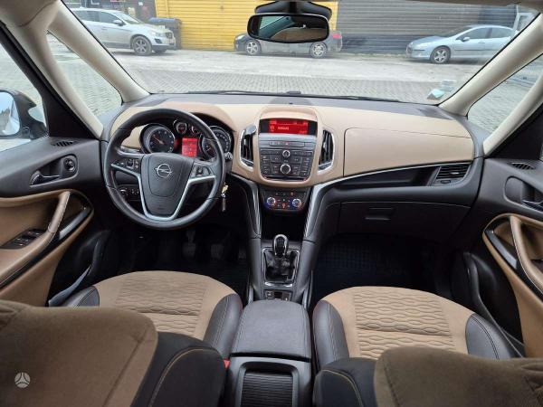 Balts Opel Zafira 2013 Tauragė, ar dzinēja tilpumu 2.00 L un nobraukumu 232 tūkst. km par 4000 €, foto 10 vietnē AUTOMOTO.COM.LV