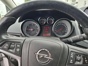 Balts Opel Zafira 2013 Alīta, ar dzinēja tilpumu 2.00 L un nobraukumu 250 tūkst. km par 4400 €, foto 13 vietnē AUTOMOTO.COM.LV