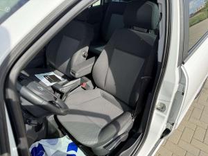White Opel Zafira 2013 in Taurage, with an engine capacity of 1.70 L and mileage of 239 thousand km for 3800 €, photo 14 on AUTOMOTO.COM.LV
