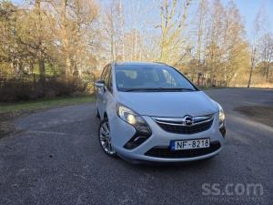 Balts Opel Zafira 2013 Rīga, ar dzinēja tilpumu 1.60 L un nobraukumu 284 tūkst. km par 5100 €, foto 5 vietnē AUTOMOTO.COM.LV