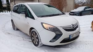 White Opel Zafira 2014 in Riga, with an engine capacity of 2.00 L and mileage of 361 thousand km for 2600 €, photo  on AUTOMOTO.COM.LV