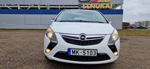 White Opel Zafira 2014 in Daugavpils, with an engine capacity of 1.60 L and mileage of 222 thousand km for 4999 €, photo 9 on AUTOMOTO.COM.LV