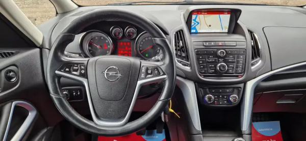 Balts Opel Zafira 2014 Daugavpils, ar dzinēja tilpumu 1.60 L un nobraukumu 222 tūkst. km par 4999 €, foto 10 vietnē AUTOMOTO.COM.LV