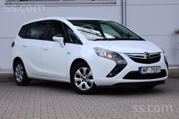 Balts Opel Zafira 2014 Rīga, ar dzinēja tilpumu 2.00 L un nobraukumu 0 tūkst. km par 2995 €, foto 2 vietnē AUTOMOTO.COM.LV