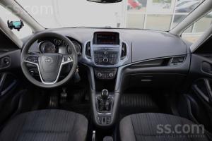White Opel Zafira 2014 in Riga, with an engine capacity of 2.00 L and mileage of 0 thousand km for 2995 €, photo 6 on AUTOMOTO.COM.LV