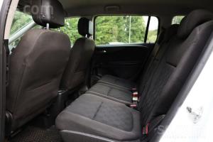 White Opel Zafira 2014 in Riga, with an engine capacity of 2.00 L and mileage of 0 thousand km for 2995 €, photo 12 on AUTOMOTO.COM.LV