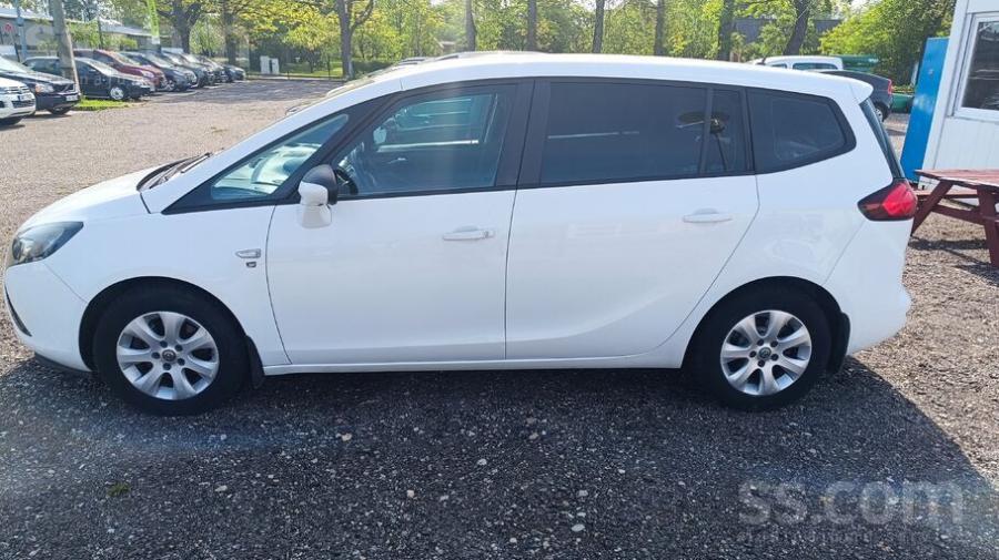 Balts Opel Zafira 2015 Cēsis, ar dzinēja tilpumu 2.00 L un nobraukumu 227 tūkst. km par 5550 €, foto 5 vietnē AUTOMOTO.COM.LV