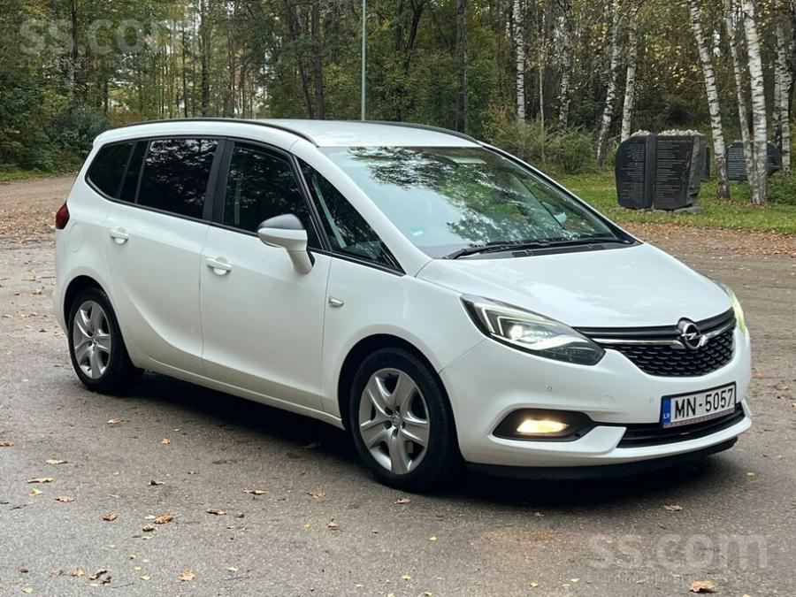 Balts Opel Zafira 2016 Rīga, ar dzinēja tilpumu 2.00 L un nobraukumu 0 tūkst. km par 6999 €, foto 8 vietnē AUTOMOTO.COM.LV