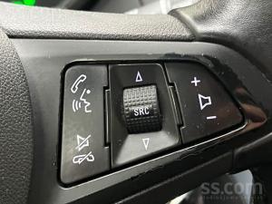 Balts Opel Zafira 2016 Rīga, ar dzinēja tilpumu 2.00 L un nobraukumu 0 tūkst. km par 6999 €, foto 13 vietnē AUTOMOTO.COM.LV