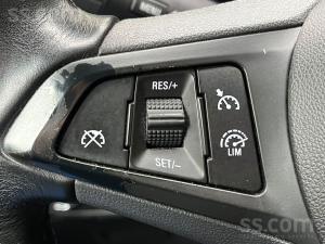 Balts Opel Zafira 2016 Rīga, ar dzinēja tilpumu 2.00 L un nobraukumu 0 tūkst. km par 6999 €, foto 16 vietnē AUTOMOTO.COM.LV