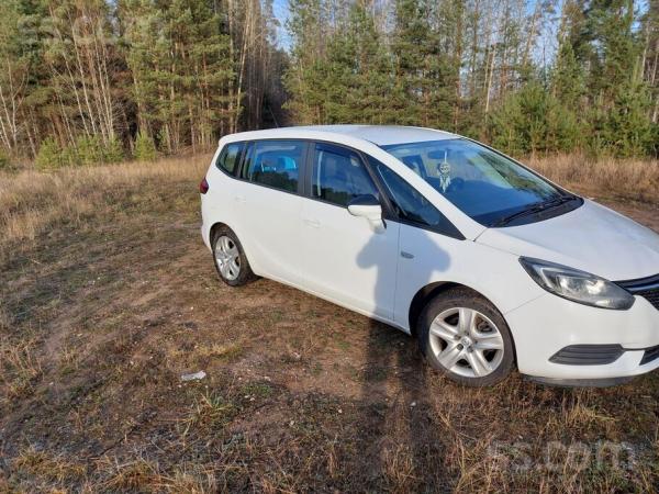 Balts Opel Zafira 2017 Rīga, ar dzinēja tilpumu 1.60 L un nobraukumu 198 tūkst. km par 6000 €, foto 2 vietnē AUTOMOTO.COM.LV