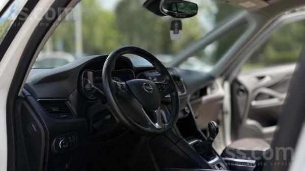 Balts Opel Zafira 2017 Jelgava, ar dzinēja tilpumu 1.60 L un nobraukumu 230 tūkst. km par 7990 €, foto 7 vietnē AUTOMOTO.COM.LV