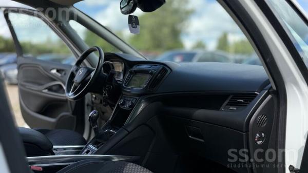 Balts Opel Zafira 2017 Jelgava, ar dzinēja tilpumu 1.60 L un nobraukumu 230 tūkst. km par 7990 €, foto 8 vietnē AUTOMOTO.COM.LV