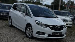 White Opel Zafira 2017 in Jelgava, with an engine capacity of 1.60 L and mileage of 230 thousand km for 7990 €, photo  on AUTOMOTO.COM.LV