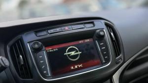 Balts Opel Zafira 2017 Jelgava, ar dzinēja tilpumu 1.60 L un nobraukumu 230 tūkst. km par 7990 €, foto 18 vietnē AUTOMOTO.COM.LV