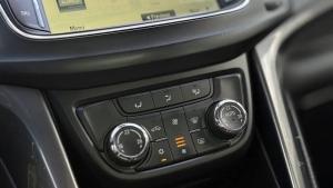 Balts Opel Zafira 2017 Jelgava, ar dzinēja tilpumu 1.60 L un nobraukumu 230 tūkst. km par 7990 €, foto 21 vietnē AUTOMOTO.COM.LV