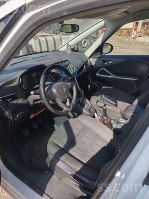 White Opel Zafira 2017 in Rezekne, with an engine capacity of 1.60 L and mileage of 219 thousand km for 5200 €, photo 4 on AUTOMOTO.COM.LV
