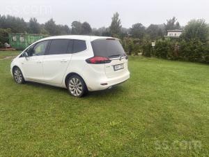 Balts Opel Zafira 2017 Rīga, ar dzinēja tilpumu 2.00 L un nobraukumu 253 tūkst. km par 8350 €, foto 5 vietnē AUTOMOTO.COM.LV