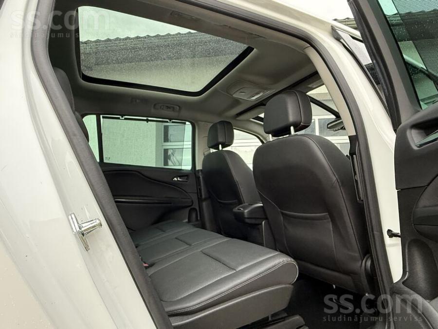 Balts Opel Zafira 2017 Tukums, ar dzinēja tilpumu 2.00 L un nobraukumu 171 tūkst. km par 10490 €, foto 11 vietnē AUTOMOTO.COM.LV