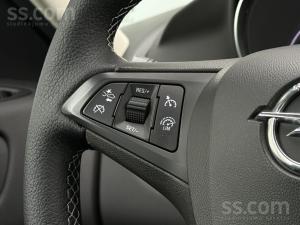 Balts Opel Zafira 2017 Tukums, ar dzinēja tilpumu 2.00 L un nobraukumu 171 tūkst. km par 10490 €, foto 14 vietnē AUTOMOTO.COM.LV