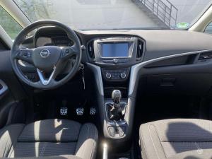 White Opel Zafira 2018 in Kaunas, with an engine capacity of 1.60 L and mileage of 2 thousand km for 8250 €, photo 14 on AUTOMOTO.COM.LV