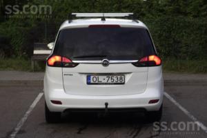 White Opel Zafira 2018 in Riga, with an engine capacity of 1.60 L and mileage of 158 thousand km for 7950 €, photo 6 on AUTOMOTO.COM.LV