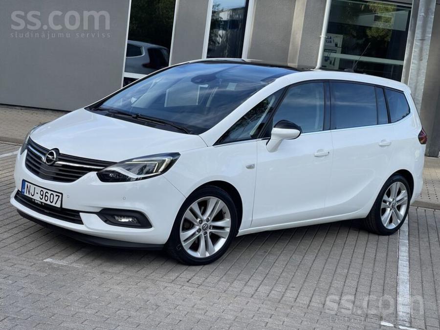 White Opel Zafira 2019 in Jurmala, with an engine capacity of 1.60 L and mileage of 0 thousand km for 10450 €, photo 14 on AUTOMOTO.COM.LV