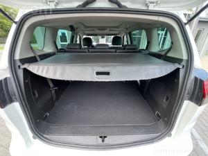 White Opel Zafira 2019 in Jurmala, with an engine capacity of 1.60 L and mileage of 0 thousand km for 10450 €, photo 23 on AUTOMOTO.COM.LV