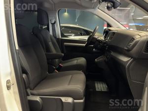 Белый Опель Зафира 2021 в Рига, объемом двигателя 0.00 л и пробегом 67 тыс. км за 26990 €, фото 13 на AUTOMOTO.COM.LV
