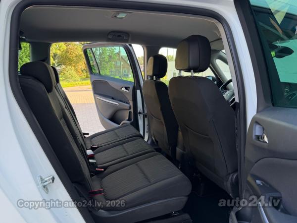 Balts Opel Zafira 2014 Tartu, ar dzinēja tilpumu 2.00 L un nobraukumu 380 tūkst. km par 3900 €, foto 9 vietnē AUTOMOTO.COM.LV