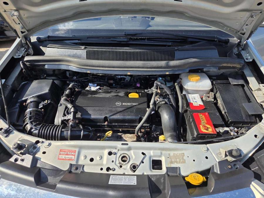 Yellow Opel Zafira 2009 in Marijampole, with an engine capacity of 1.60 L and mileage of 226 thousand km for 1899 €, photo 17 on AUTOMOTO.COM.LV
