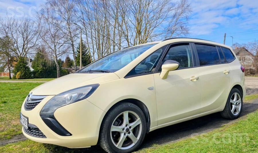Dzeltens Opel Zafira 2013 Liepāja, ar dzinēja tilpumu 2.00 L un nobraukumu 268 tūkst. km par 3400 €, foto 3 vietnē AUTOMOTO.COM.LV