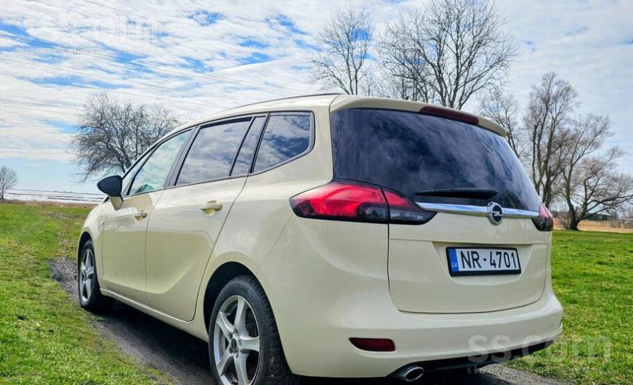 Dzeltens Opel Zafira 2013 Liepāja, ar dzinēja tilpumu 2.00 L un nobraukumu 268 tūkst. km par 3400 €, foto 6 vietnē AUTOMOTO.COM.LV
