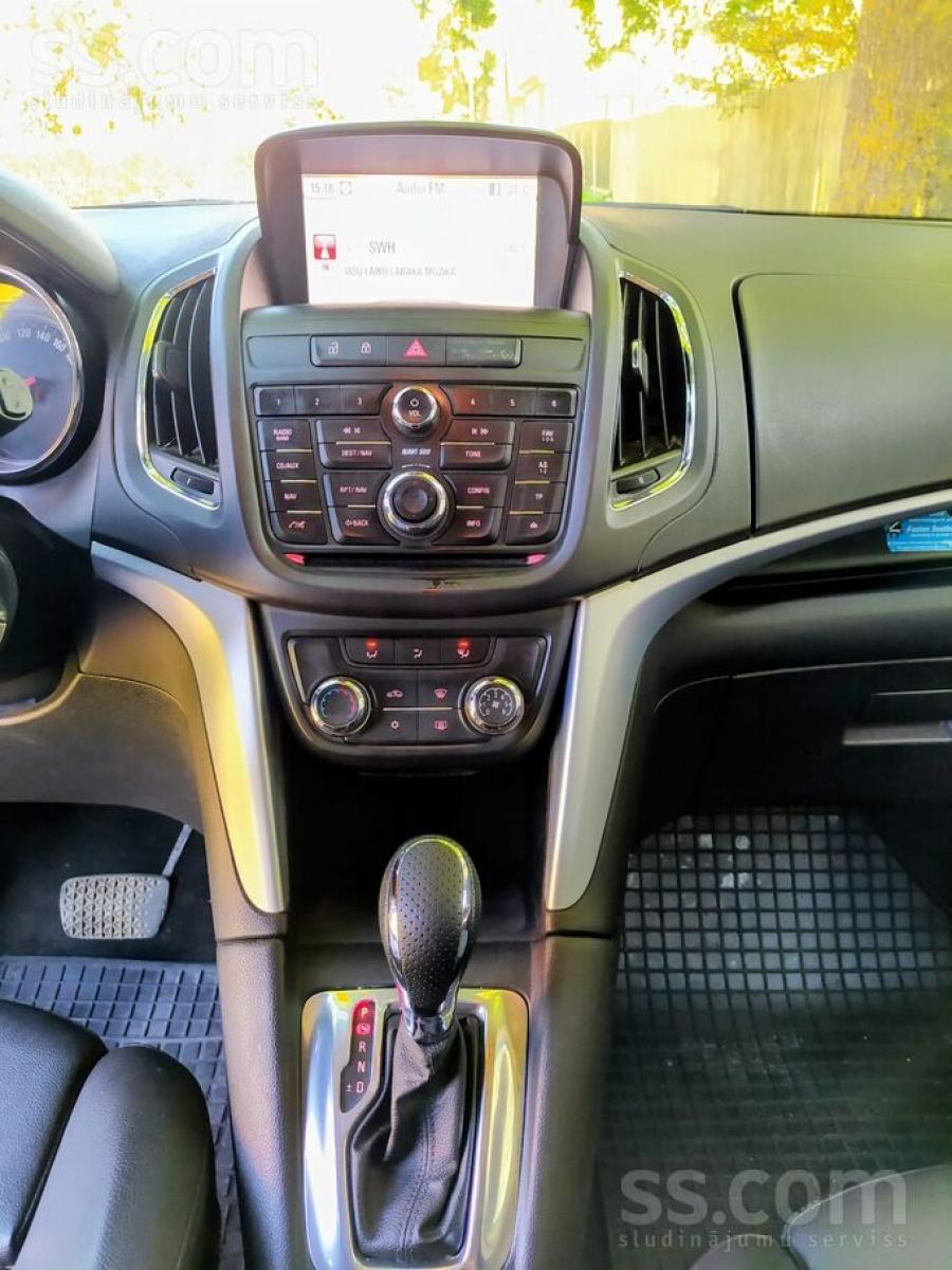 Dzeltens Opel Zafira 2013 Liepāja, ar dzinēja tilpumu 2.00 L un nobraukumu 268 tūkst. km par 3400 €, foto 14 vietnē AUTOMOTO.COM.LV