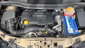 Yellow Opel Zafira 2013 in Marijampole, with an engine capacity of 1.69 L and mileage of 248 thousand km for 2350 €, photo 21 on AUTOMOTO.COM.LV