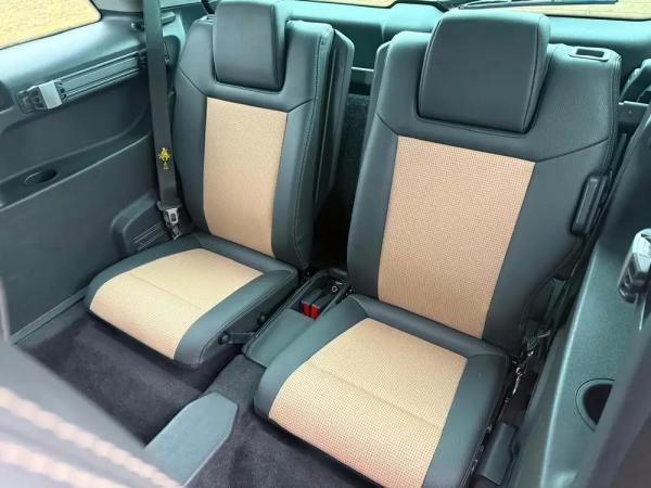 Yellow Opel Zafira 2011 in Riga, with an engine capacity of 1.70 L and mileage of 0 thousand km for 3200 €, photo 8 on AUTOMOTO.COM.LV
